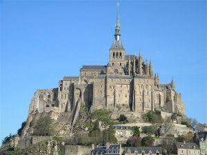 Stilul romanic - ID Proiect